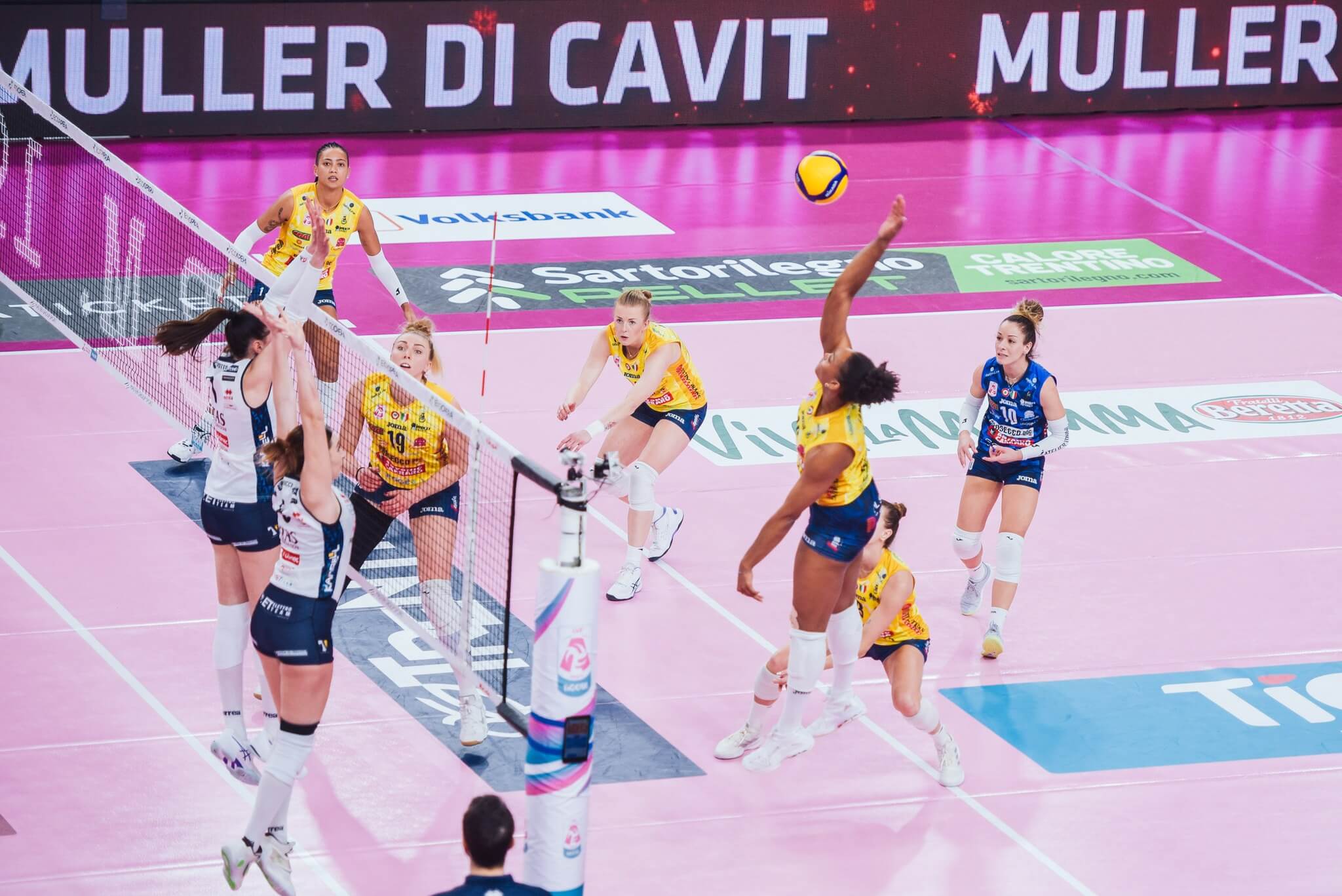 USA Volleyball Team Shoes for ankle support ultimate guide